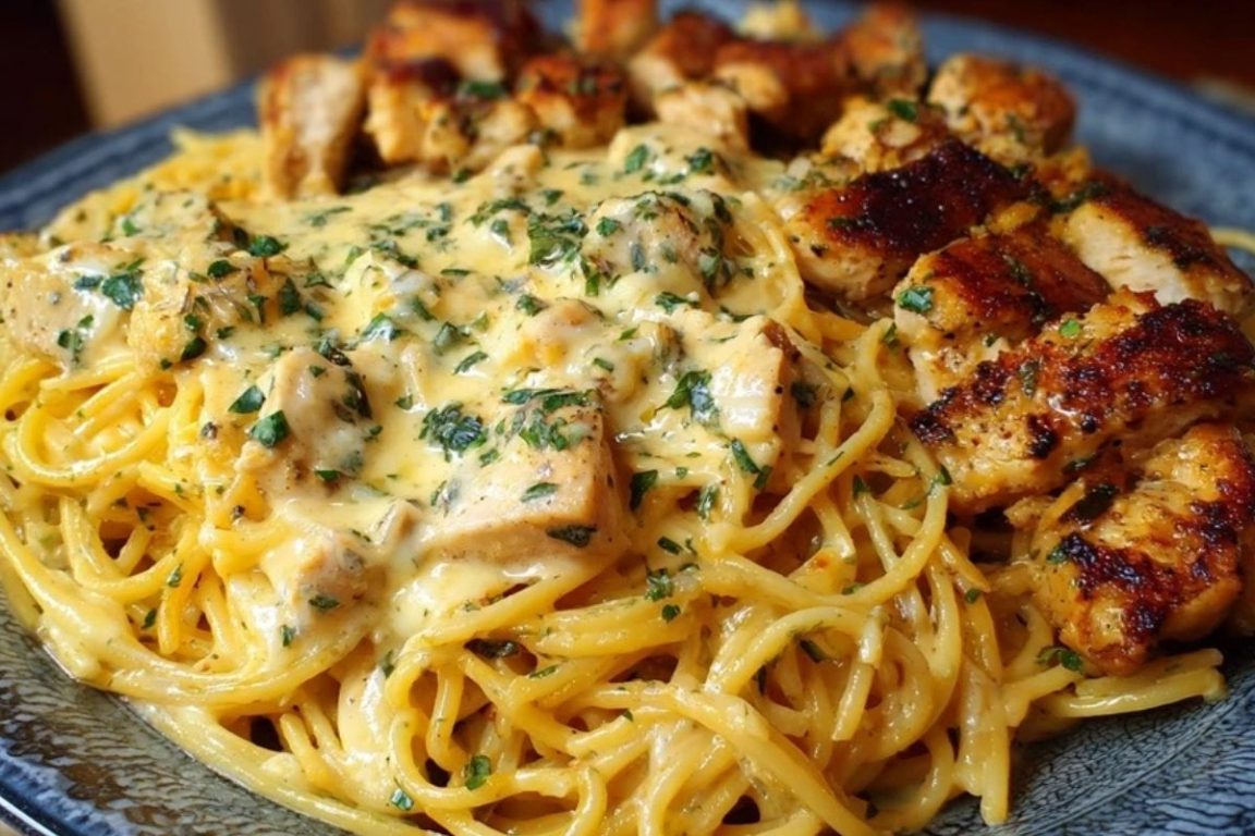 Creamy Velveeta Chicken Spaghetti with Mozzarella Garlic Cheese Sauce